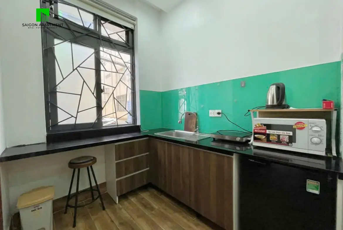 Centrally located District 1 serviced studio for rent in HCM