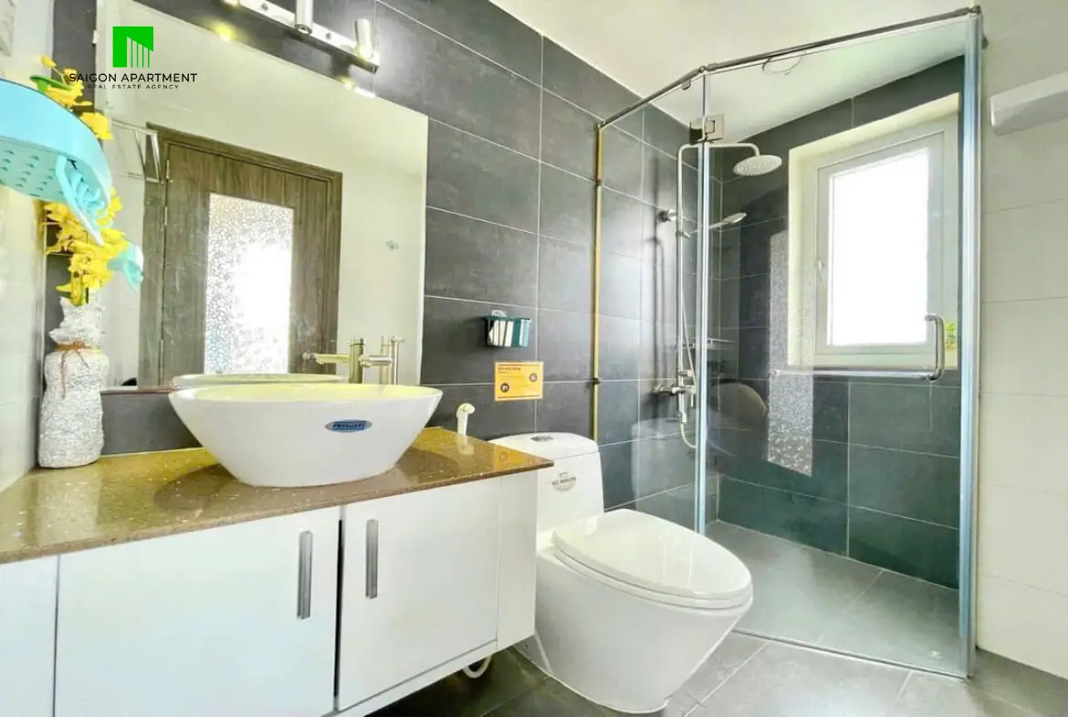 Nice studio apartment with gym & rooftop pool for rent (2)